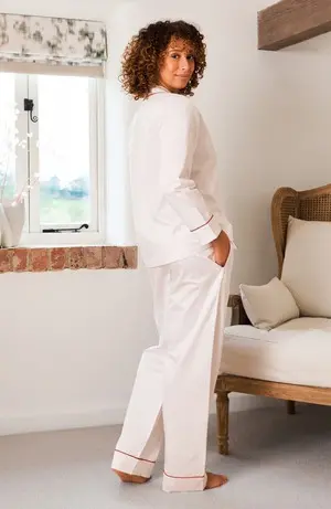 CHRISTY Luxury Sateen Pyjamas - White