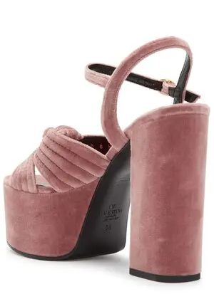 Valentino Garavani Crasher Vlogo Velvet Platform Sandals - Pink