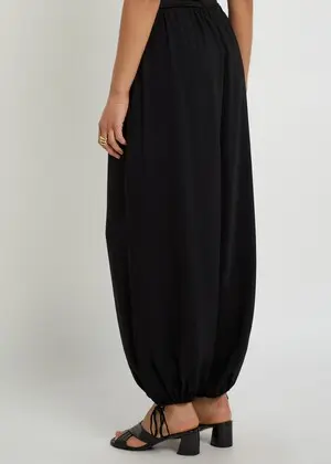 Tove Estelia Draped Barrel-leg Crepe Trousers - Black