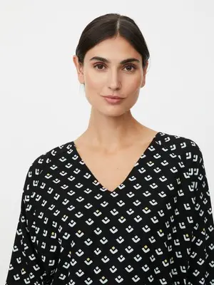 MASAI COPENHAGEN Beniko V-neck Printed Blouse