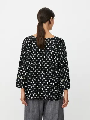 MASAI COPENHAGEN Beniko V-neck Printed Blouse