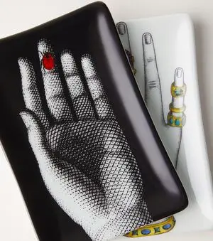 FORNASETTI Mano Con Coccinella Ceramic Ashtray - Black