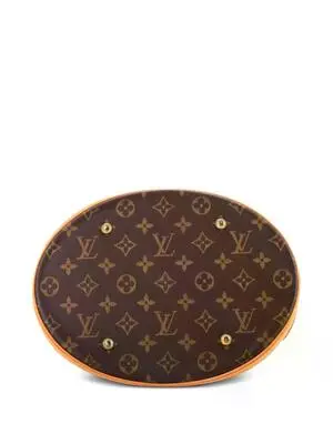 LOUIS VUITTON Monogram Canvas Gm Bucket Bag