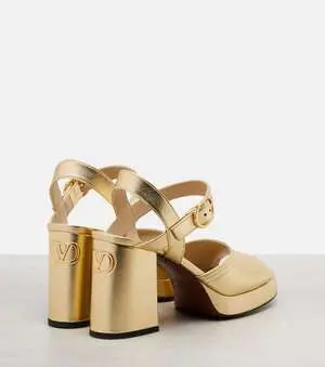 Valentino Garavani Vlogo Leather Sandals