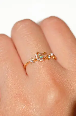 GIRLS CREW Across The Universe Ring