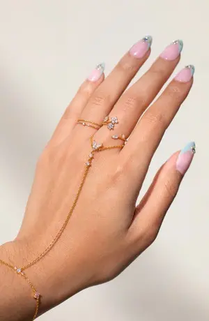GIRLS CREW Flutter Over You Hand Chain
