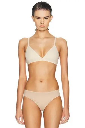 SKIMS Fits Everybody Triangle Bralette In Brown - Sand