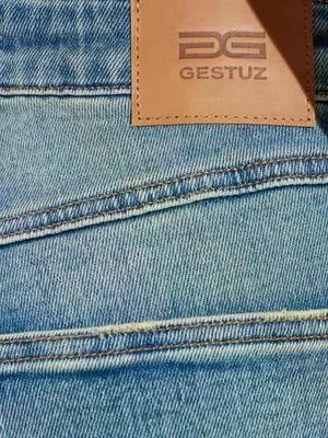 GESTUZ Washed Denim Jeans