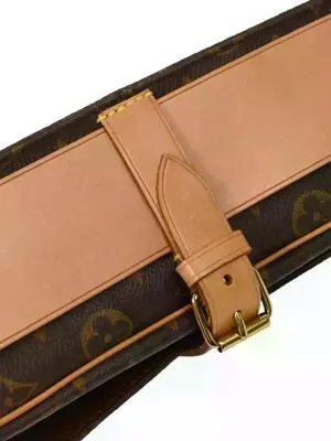 LOUIS VUITTON 2001 Monogram Shoulder Bag