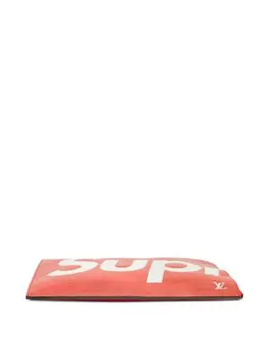 LOUIS VUITTON X Supreme Pochette Jour Gm Clutch