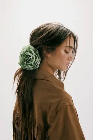 Free People Belle Rosette Claw Clip - Sage
