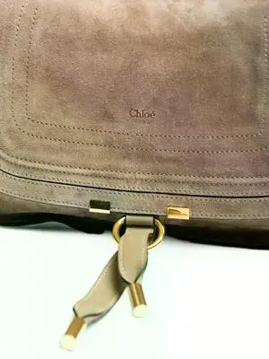 Chloé Small Marcie Shoulder Bag With Zip Closure - Brown