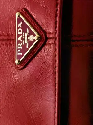Prada Logo-plaque Leather Bag - Red