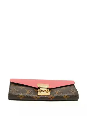 LOUIS VUITTON Pallas Monogram Lock Wallet