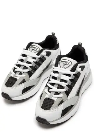 CLEENS Hyper Runner Panelled Mesh Sneakers - White And Black