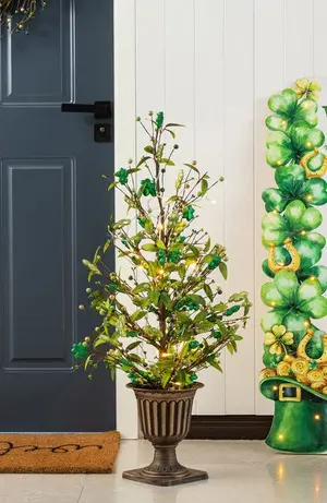 GLITZHOME 3ft Lighted St. Patrick's Shamrock Urn Porch Tree With Timer