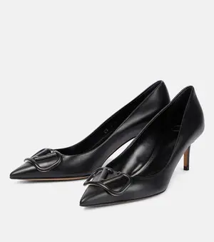 Valentino Garavani Vlogo Leather Pumps