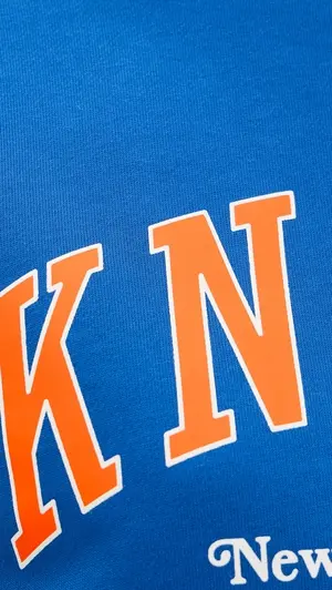 NEW YORK OR NOWHERE Knicks Alumni Crewneck Sweatshirt