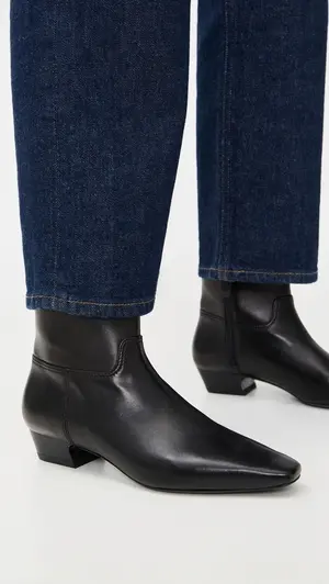 STUART WEITZMAN Stassi Zip Booties - Black