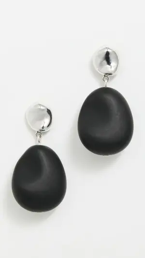 Agmes Ada Onyx Earrings