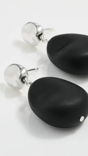 Agmes Ada Onyx Earrings