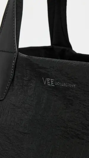 VEE COLLECTIVE Porter Essence Medium Tote - Black Paper Black