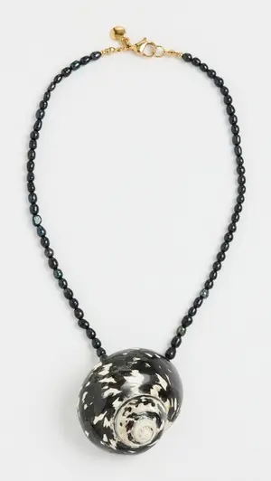 MAYAMAR Shell Pendant Necklace