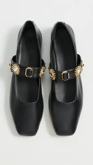 Freda Salvador Jasmine Flats