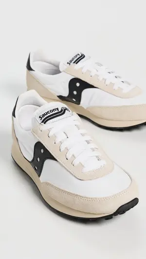 Saucony Jazz 80 Low Top Sneakers - White/black