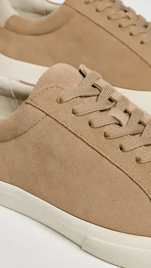 Vince Fulton Suede Sneakers - New Camel/moonlight