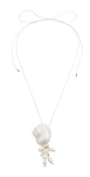 MAYAMAR Seashell And Pendant Necklace - Pearl
