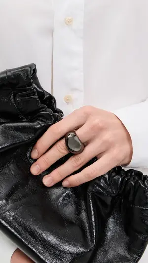 JENNIFER FISHER Dylan Statement Ring - Hematite