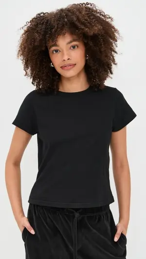AMO Love Tee - Black