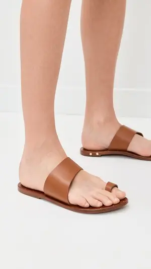 Beek Finch Leather Sandals - Tan
