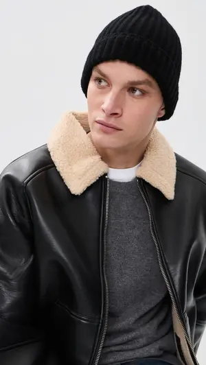 IVY ELLIS Cousteau Beanie - Black