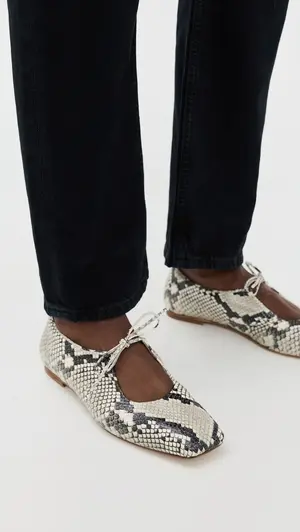 ANDREA GOMEZ Amelia Python Flats
