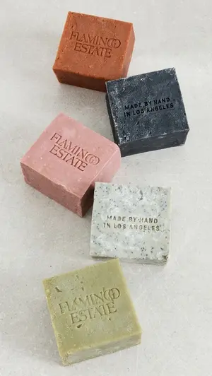 FLAMINGO ESTATE Lavender And Activated Charcoal Soap