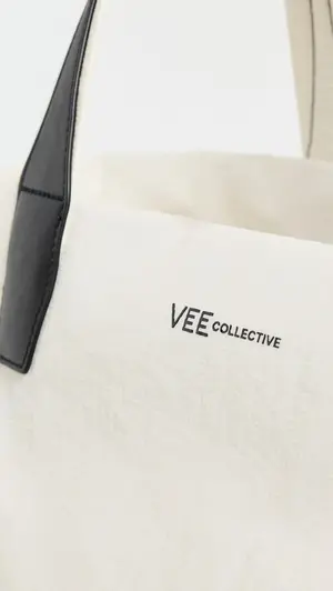 VEE COLLECTIVE Porter Essence Medium Tote - Off-white Paper Wht