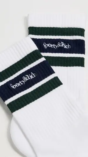 SPORTY & RICH Serif Logo Crew Socks - White/forest/dark Navy