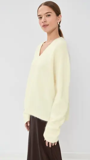 LISA YANG Margareta Cashmere Sweater - Cream Brushed
