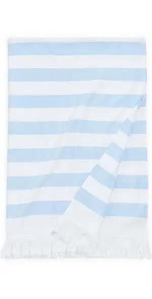 WEEZIE Packable Beach Towel - Hydrangea Blue