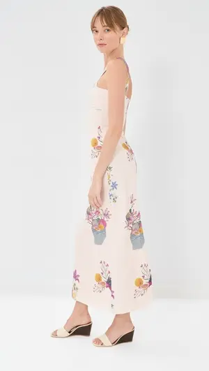 ISLA & WHITE Floral Vase Printed Maxi Dress