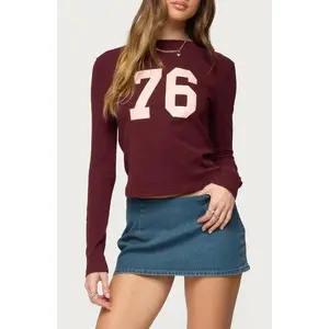 EDIKTED Stretch Cotton Graphic T-shirt - Wine