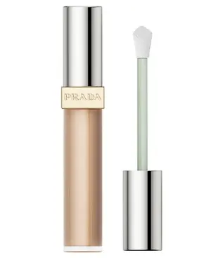 PRADA BEAUTY Blurring + Micro-correcting Concealer - Mn4 - Medium Neutral