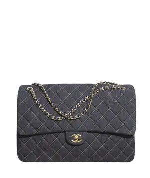 CHANEL Maxi Flap Bag