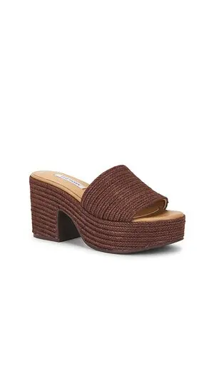 Steve Madden Trippy Raffia Sandals
