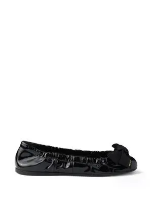 Prada Patent Leather Ballet Flats With Bow Detailing - Black