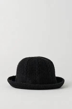 UNREAL FUR Marx Bucket Hat - Black