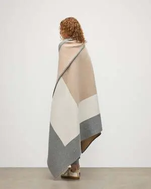 Johnstons Of Elgin Art Geometric Grey & Cashmere Throw - Natural