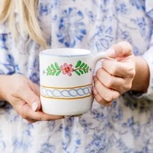 VIETRI Bella Rosa Mug